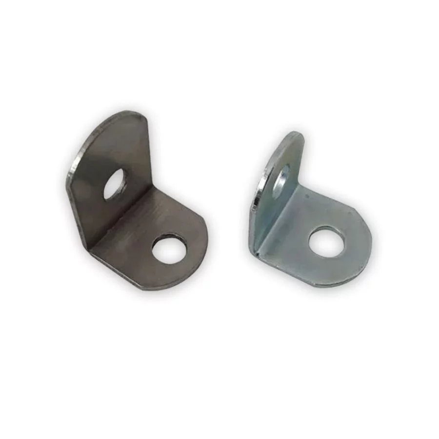 Angle Bracket Intermediate Fixing For Steel Cladding