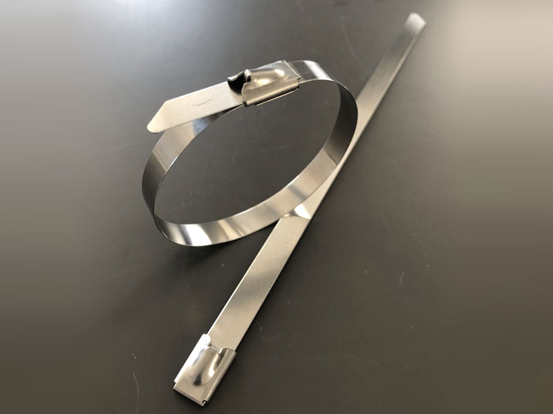 Pack of 50 Stainless Steel Corner Ties - EnviroGuard